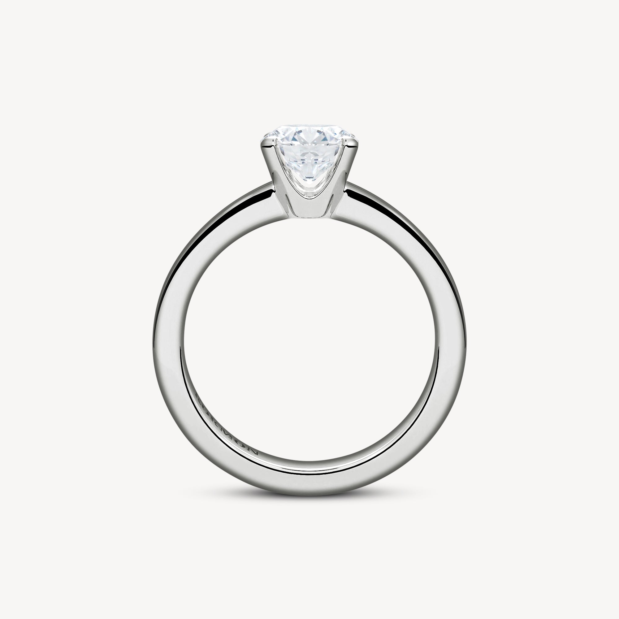 Classic Embrace Round - White Gold – Kormon